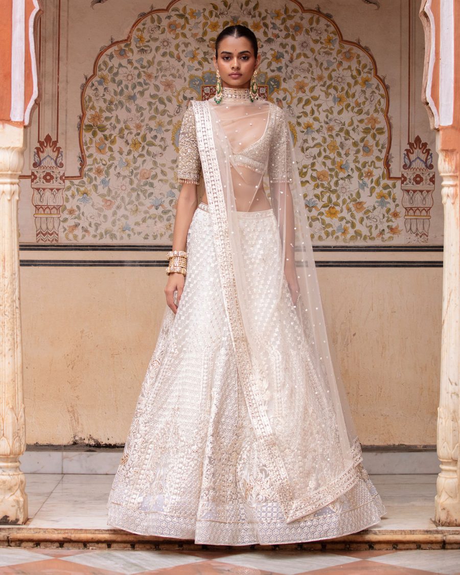 Breathtaking ivory lehenga designs for unconventional bride